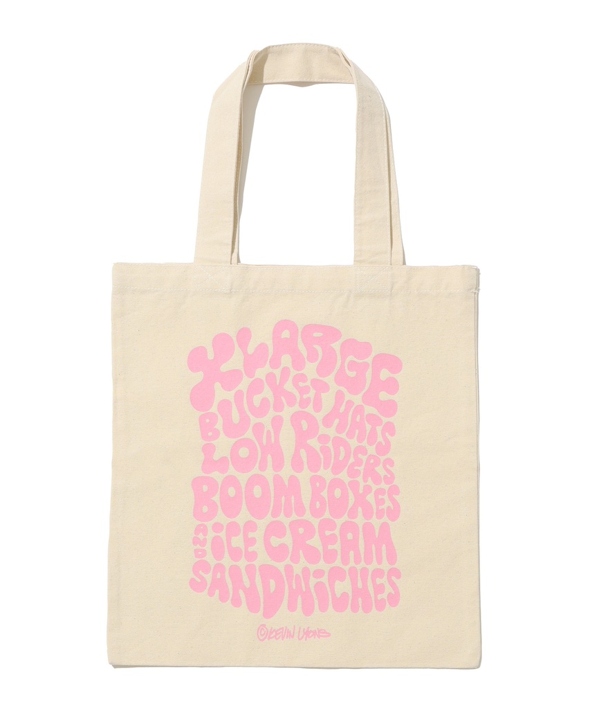 ケヴィン・ライオンズ“HIP HOPの要素とヒッピースタイルの要素を組み込んだ” — XLARGEとコラボ、ポップアップストア開幕 ...